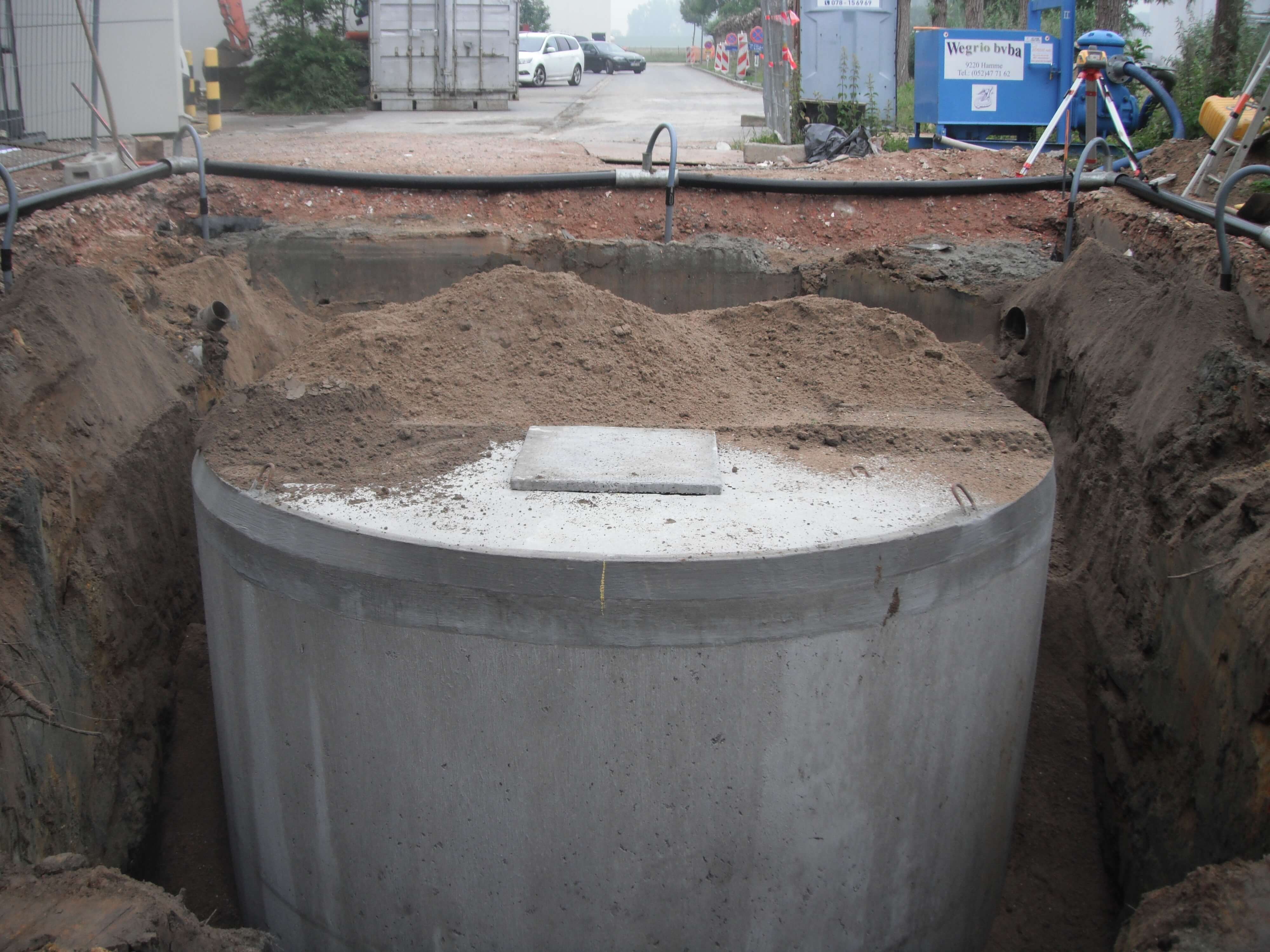 plaatsen regenwaterput, met voorafgaande bronbemaling - Wegrio bvba